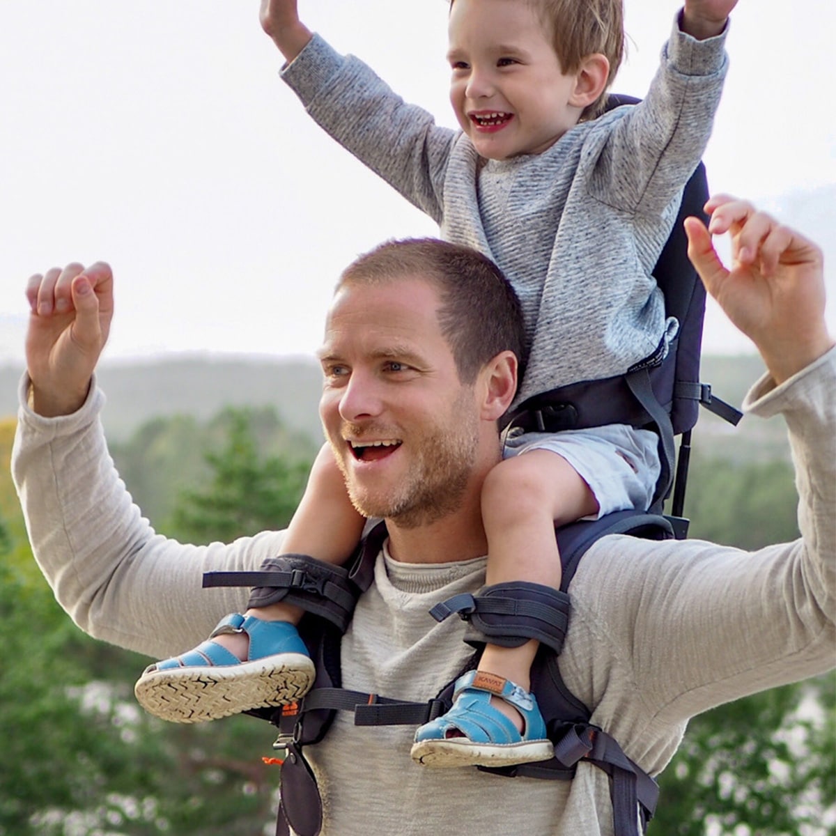 Porte-bébé épaule avec dossier : un accessoire indispensable